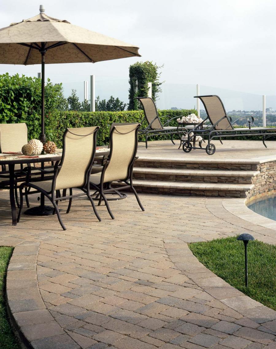 Black Diamond Paver Stones & Landscape, Inc. | Diamond Certified